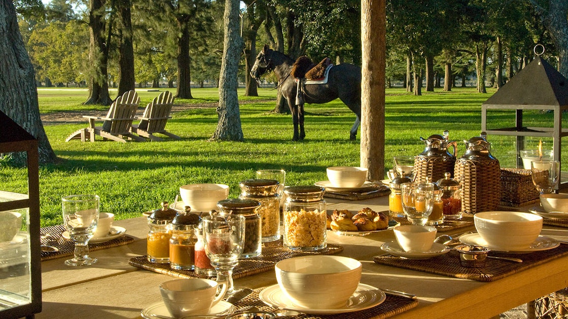 Buenos Aires to Estancia La Bamba & Areco Town tour | Timbuktu Travel