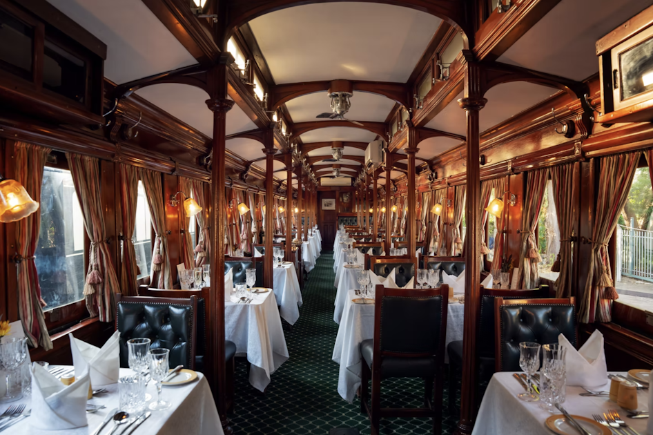 Enjoy a steam train dinner in Vic Falls, Zambia | Timbuktu Travel