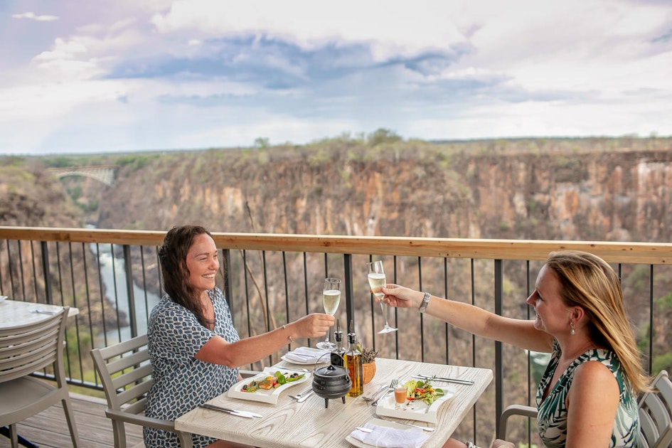 Enjoy dinner at The Lookout Cafe in Victoria Falls | Timbuktu Travel